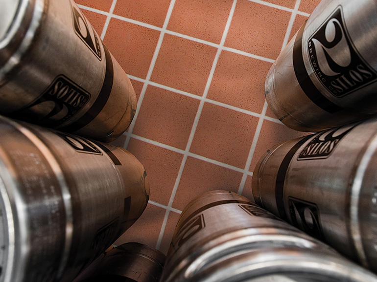 Quarry Tile Applications | Commercial Kitchen Quarry Tile